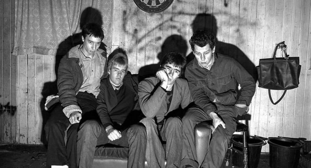 Feel Good Inc. - Gorillaz - RIFFS AND BEATS